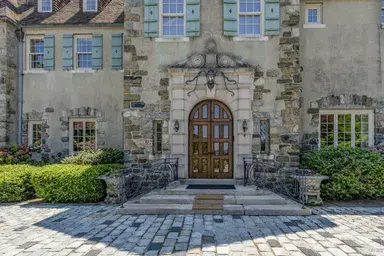 'Renamor' French Provincial Mansion On 151-Acre Estate Available For ...