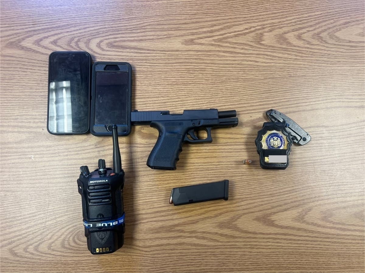 Suspect With Fake NYPD Detective Shield, and NYPD Issued Radio ...