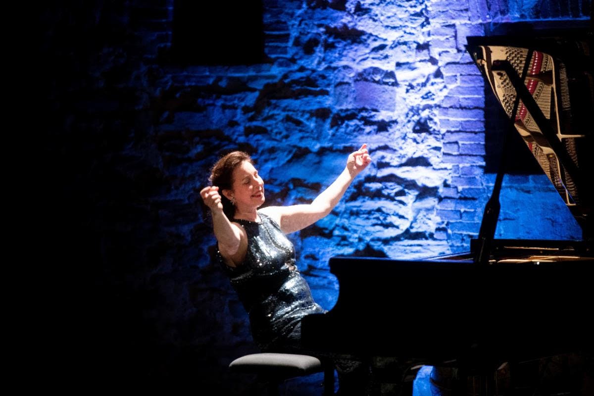 Oct 24 | The 92nd Street Y presents Angela Hewitt: Bach’s Goldberg ...