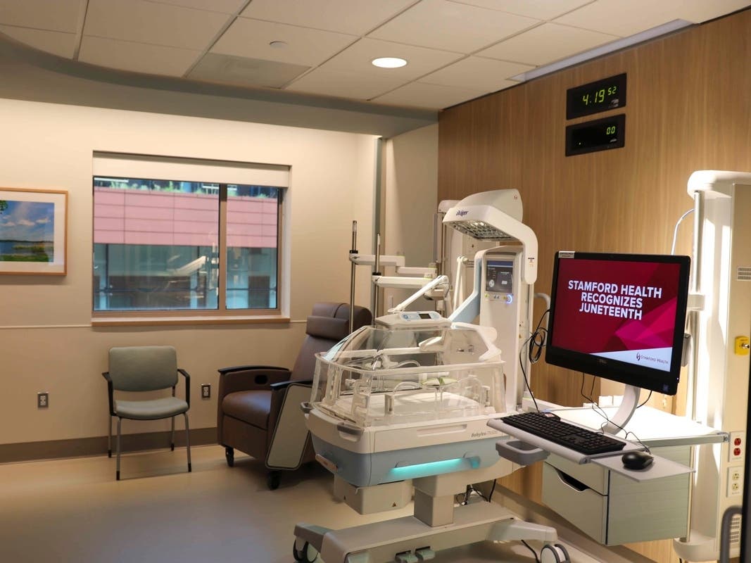 Stamford Health Unveils New Cohen Neonatal Intensive Care Unit ...