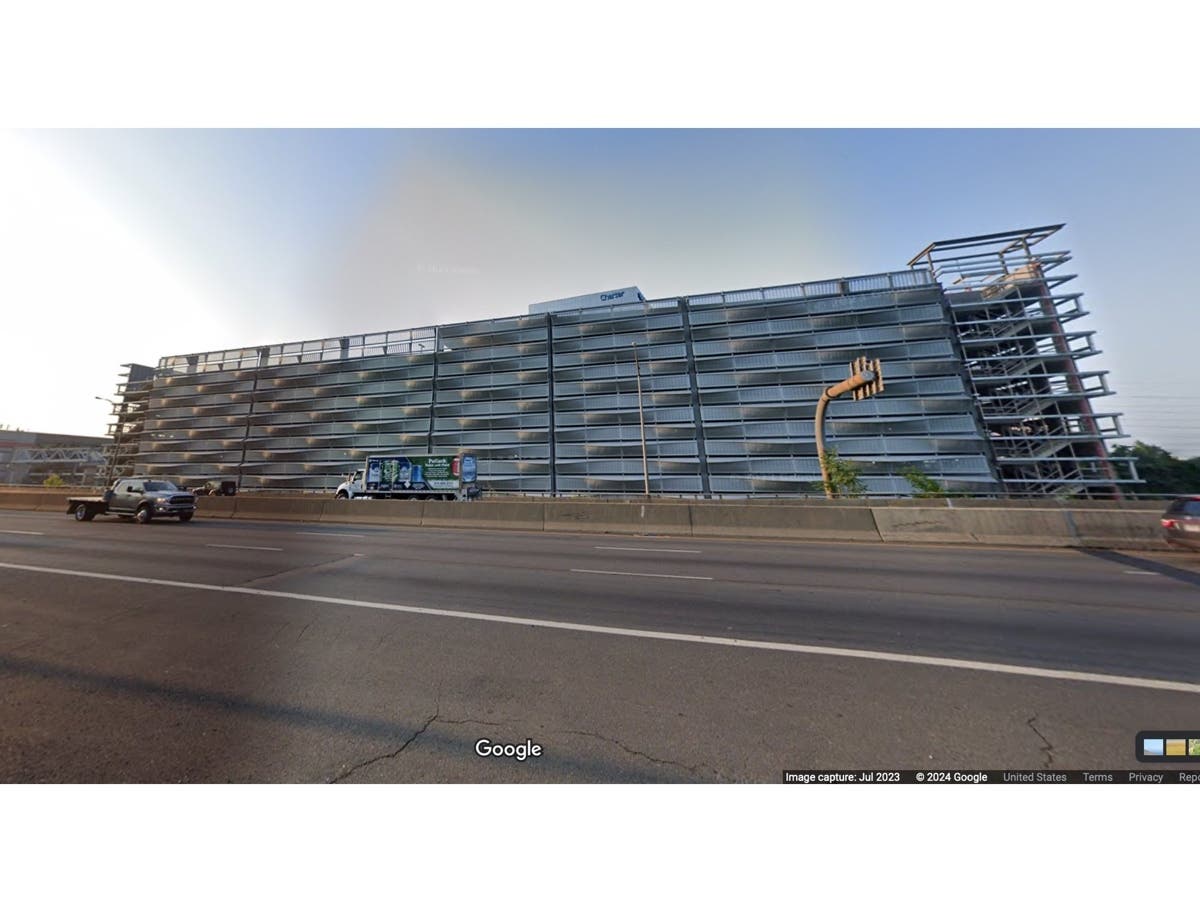 New Parking Garage Opens At Stamford Transportation Center | Stamford ...