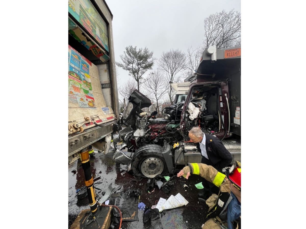 Dump Truck Driver Rescued After Major Crash On I-95 In Stamford: SFD ...