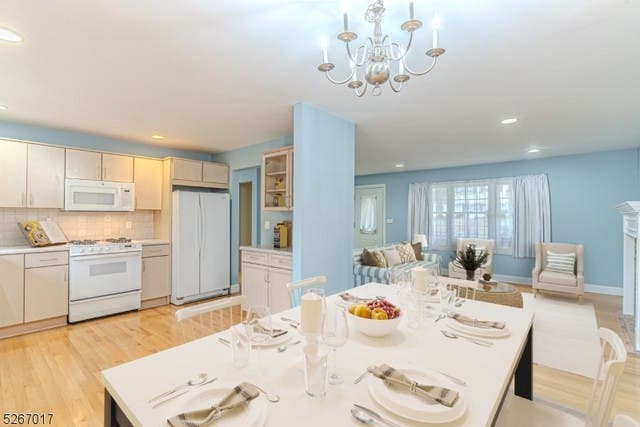 Lakeside Ranch Hits Market For $649K In Parsippany: See Photos ...