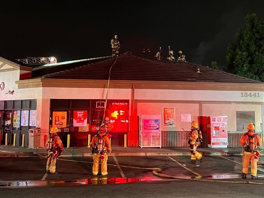 Blaze Knocked Down By OC Firefighters At Circle K In Westminster | Los ...