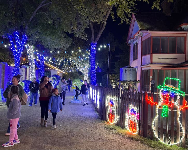 Nov 28 | Lights on the Farm 2025 in Plano | Dallas, TX Patch