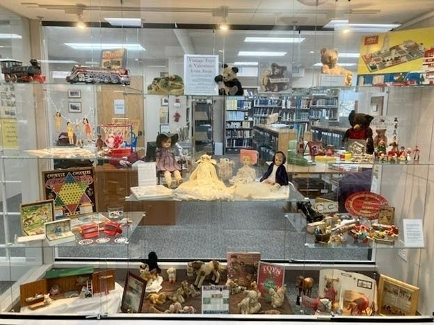 Avon Exhibit Highlights Toys, Valentines Of Yesteryear | Avon, CT Patch
