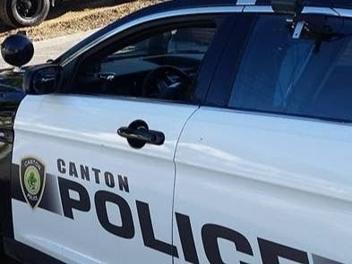 WATCH: Veteran Canton PD Officer Retires After 24 Years | Canton, CT Patch