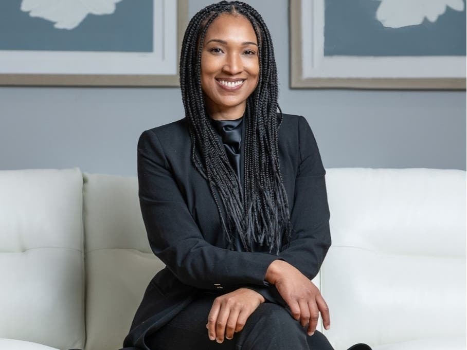 2025 Patch Profile: Lisa Lazarus, West Hartford Town Council | West ...
