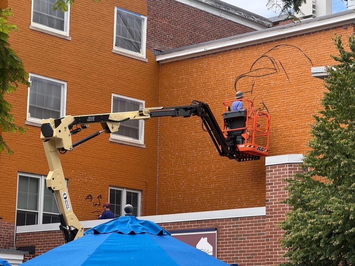 West Hartford To Unveil Community Mural Honoring Deaf History ...