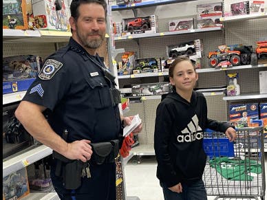 In Priceless Moment, Kids Go Shopping With Plumstead Cops | Doylestown ...