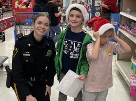 In Priceless Moment, Kids Go Shopping With Plumstead Cops | Doylestown ...