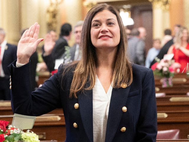Kristin Marcell Sworn In For First Term As State Representative ...