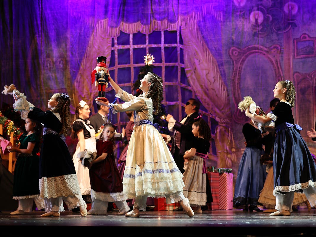 Roxey Ballet's 'Nutcracker' Opens Thanksgiving Weekend | New Hope, PA Patch