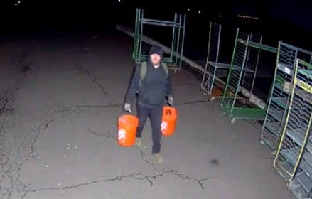 Man Steals Hundreds Of Feet Of Copper Wire From Plumstead Farm: Police ...