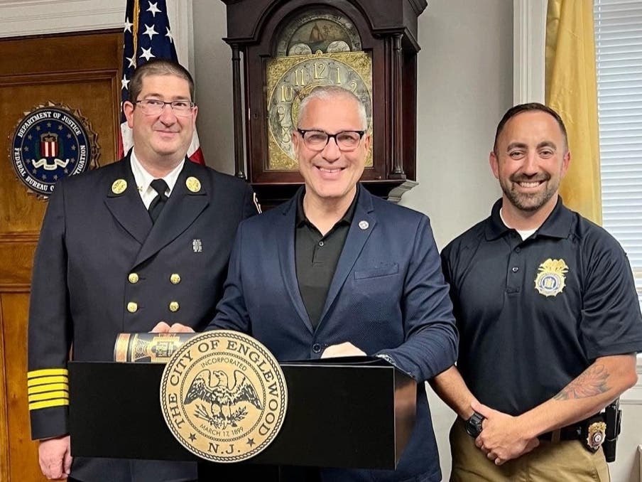 New Englewood Police, Fire Chiefs Sworn In | Englewood, NJ Patch