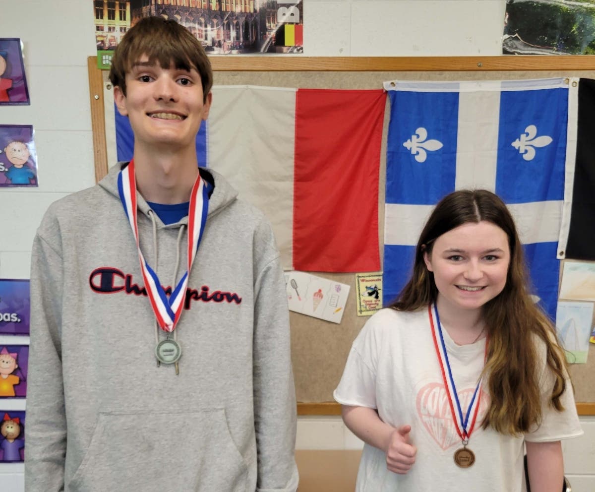Four Sandburg Eagles medal on National French Exam | Orland Park, IL Patch