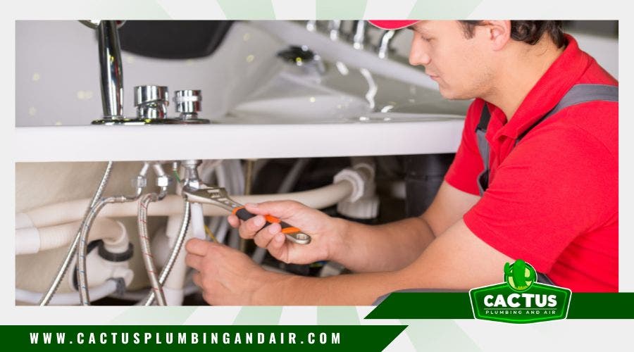 How to Deal with an Emergency Plumbing Situation Until Help Arrives ...