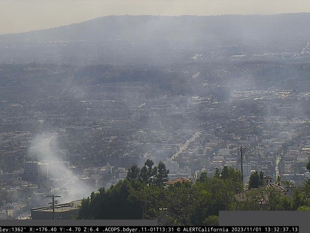 Brush Fire Breaks Out Above Sunset Strip In The Hollywood Hills ...