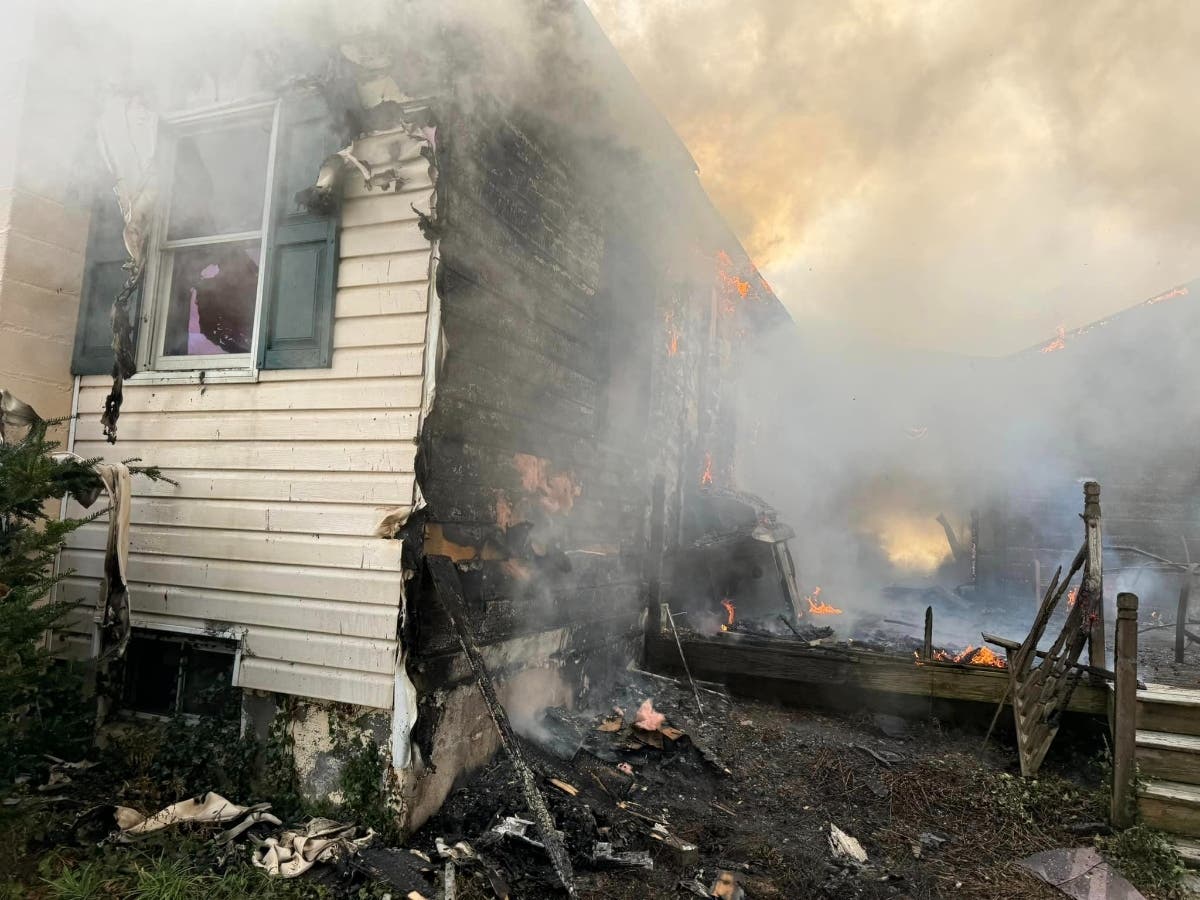 Firefighters Battle Blaze In West Babylon Home: Fire Dept. | Babylon ...
