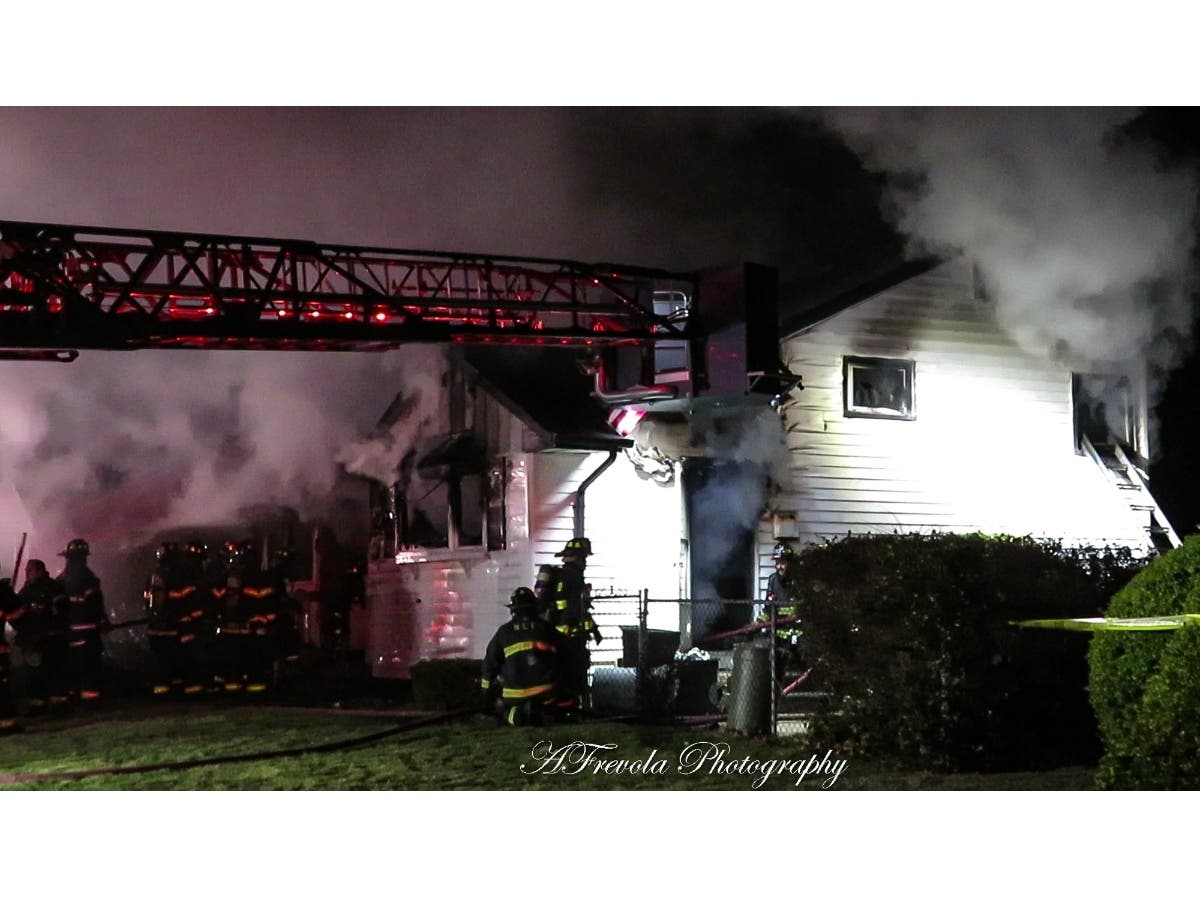 1 Dead, 2 Hospitalized After Raging Fire On Long Island: Police ...