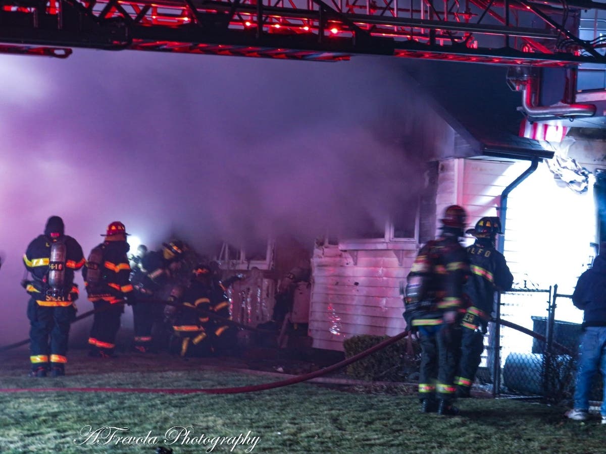 1 Dead, 2 Hospitalized After Raging Fire On Long Island: Police ...
