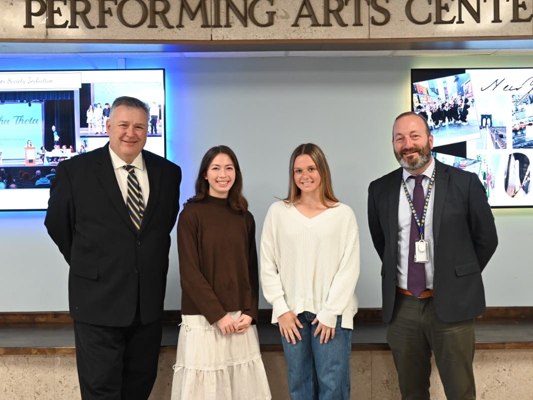 West Islip High Names Class of 2025 Top Students | West Islip, NY Patch