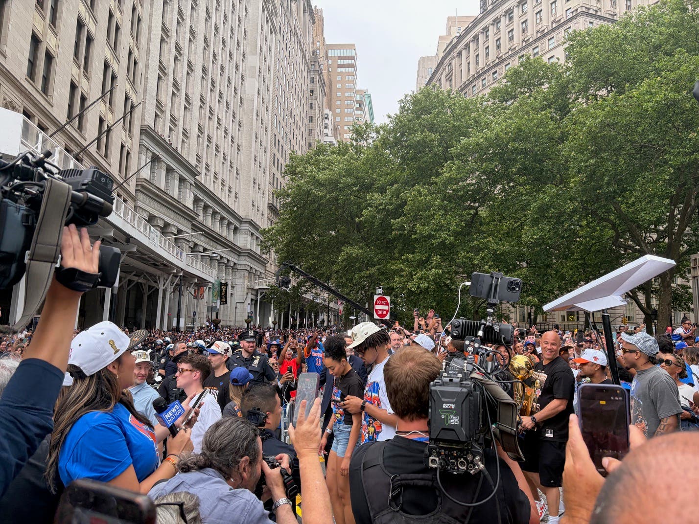 PHOTOS: Knicks Go Down 'Canyon of Heroes' In Historic Championship ...
