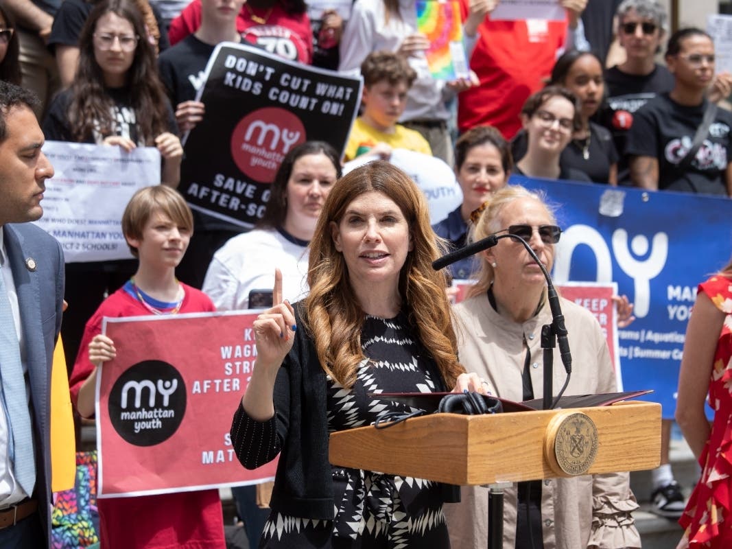 UES Families, Lawmakers Rally To Save Local After-School Programs ...