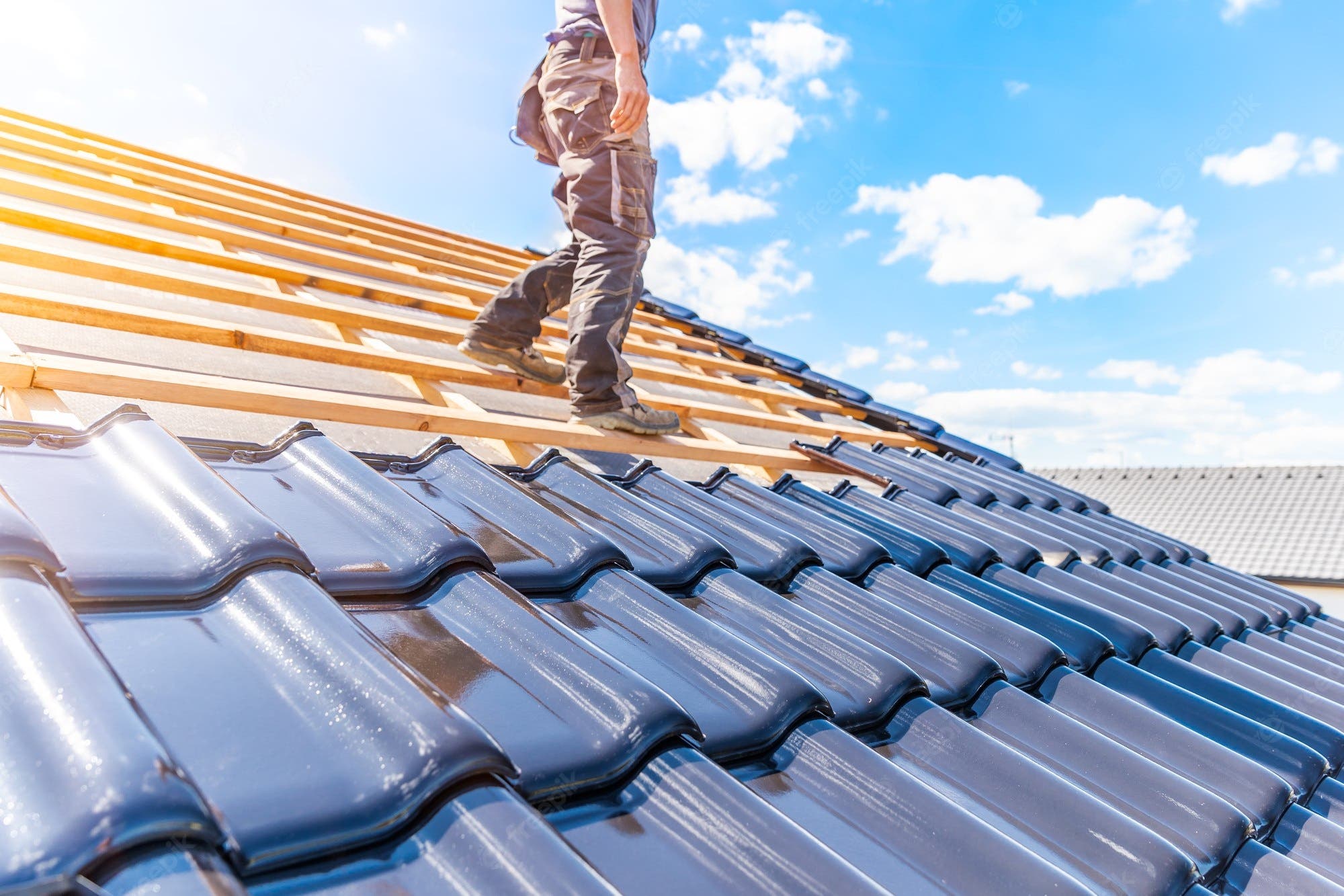 How to Choose the Right Commercial Roofing Repair Expert in Chicago ...