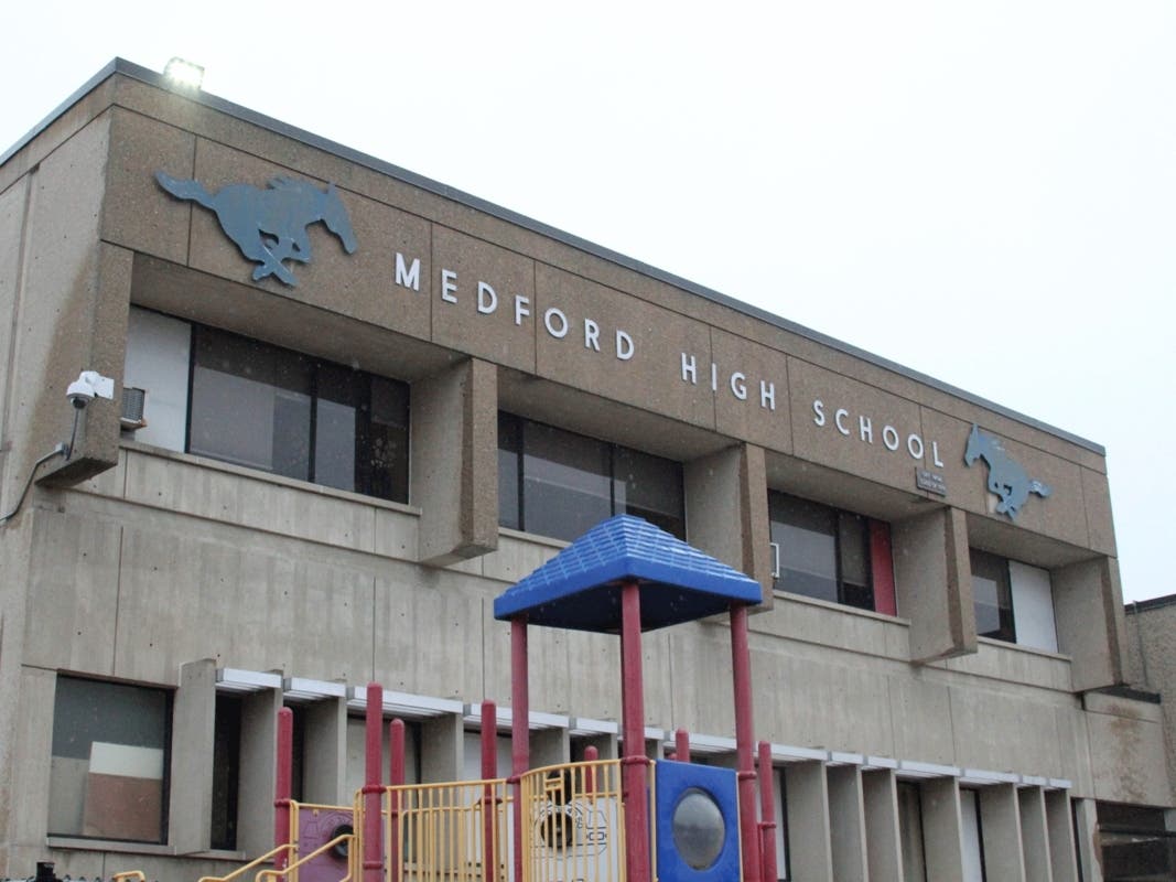 Medford Student Receives Girls On The Run Alumni Scholarship | Medford ...