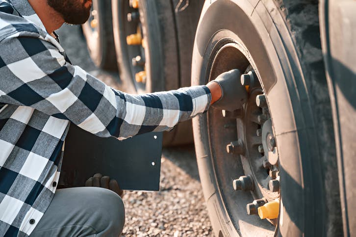 Minimize Downtime with Mobile Semi Truck Tire Repair in Pike County, PA ...