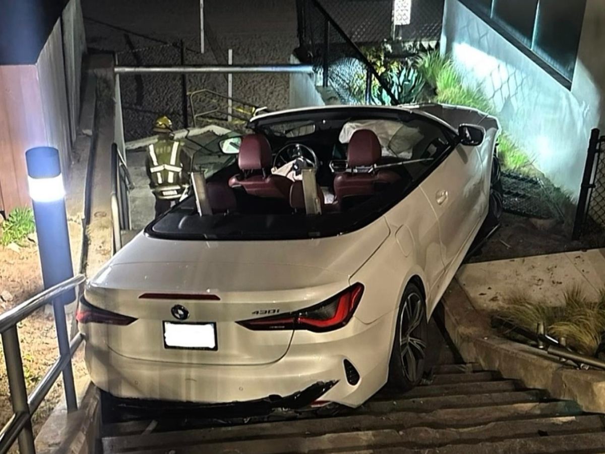 Video Shows DUI Suspect Driving Over Beach Stairs In Redondo Beach ...