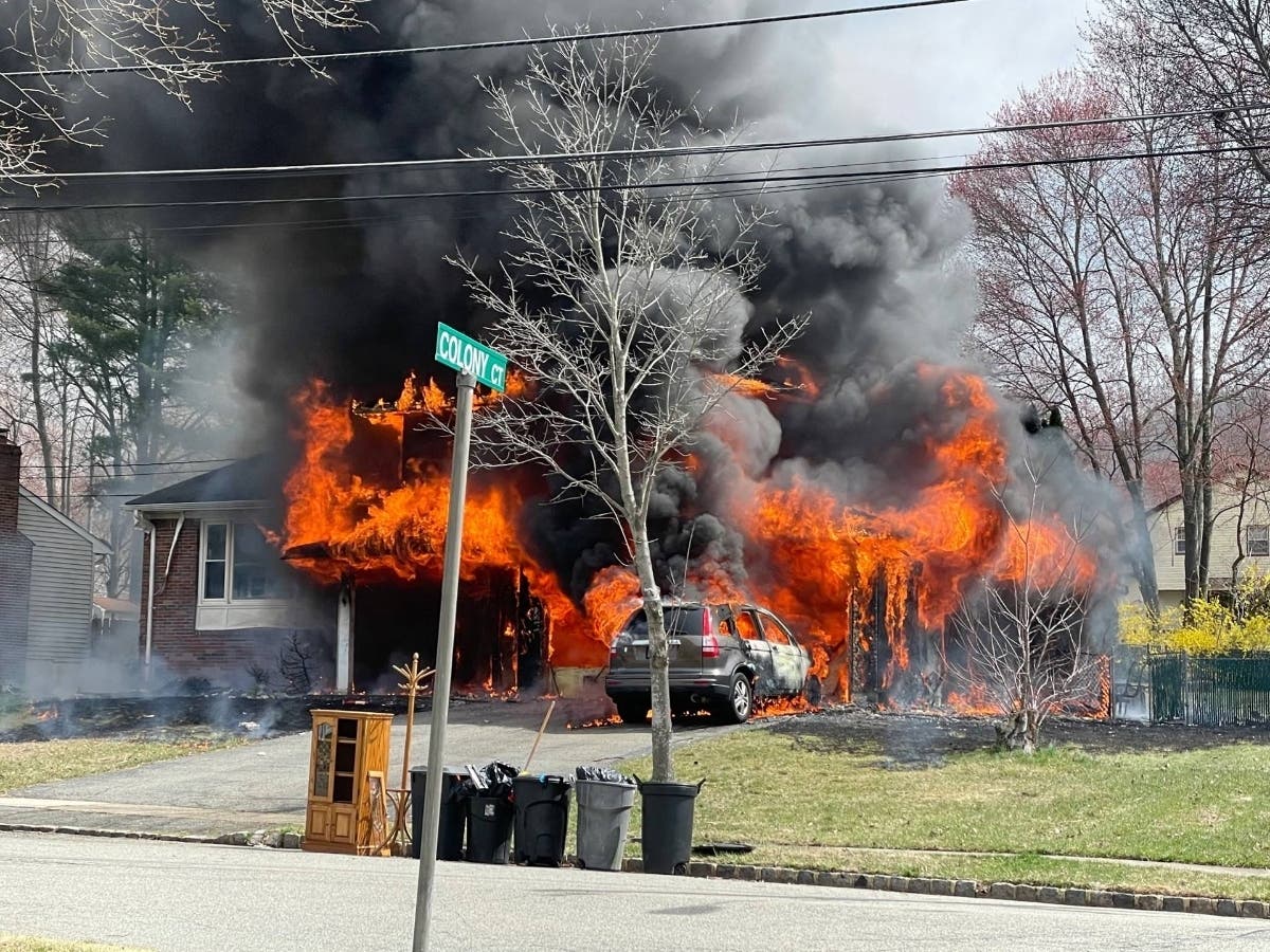 Fire Tears Through Morris Co. Home, Multiple Agencies Respond | Mendham ...