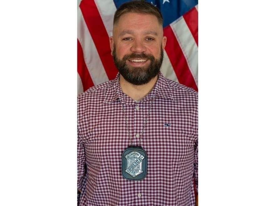Meet Milford Police's New School Resource Officer: Brian Hayes ...