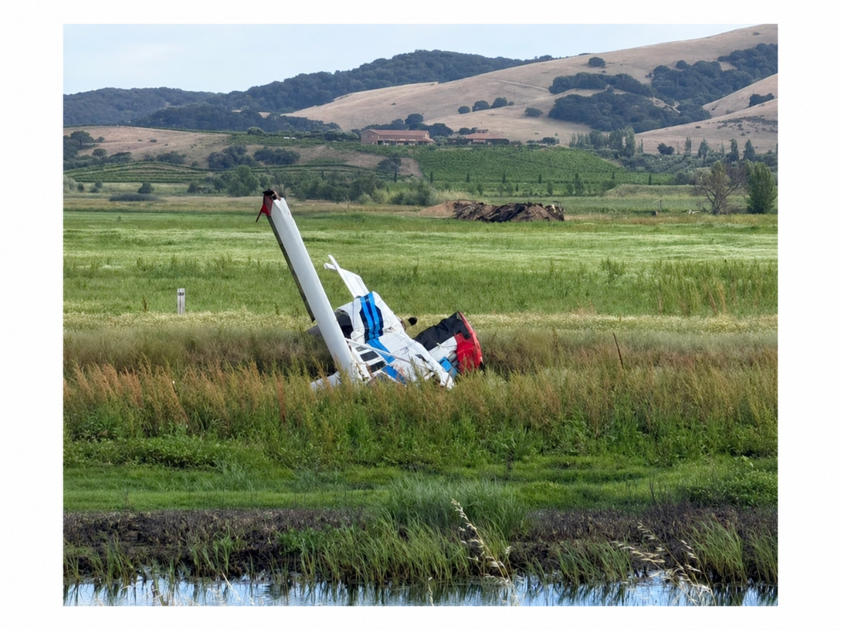 Update: Video Of 3 Injured In Sonoma Airport Plane Crash | Sonoma ...