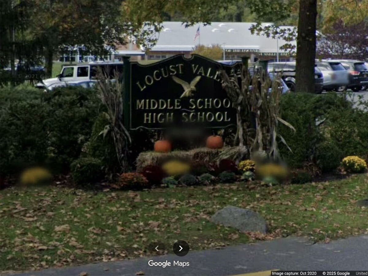 Locust Valley Student Athlete Revived With AED After Collapsing During ...