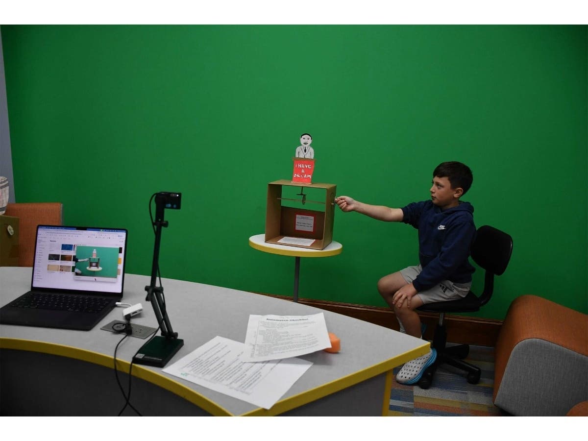 Cranks, Creativity And U.S. History: Garden City Students Build ...