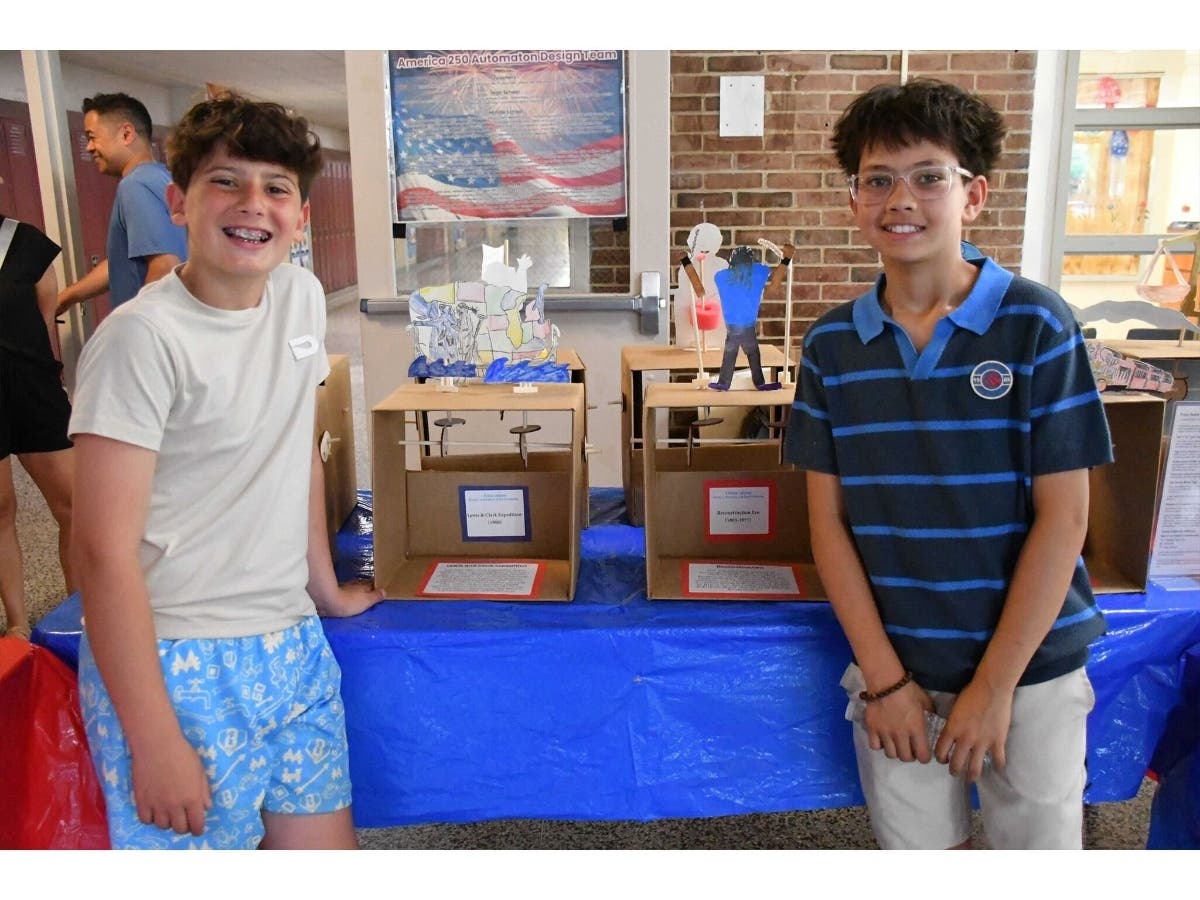 Cranks, Creativity And U.S. History: Garden City Students Build ...