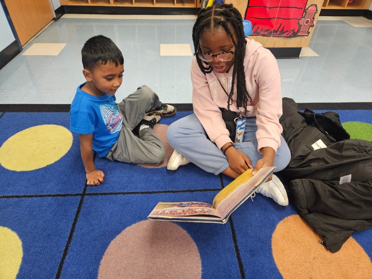 North Babylon Students Build Literacy Skills Through Reading Buddies ...