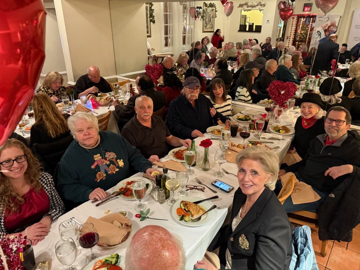 'Lasting Love' Valentine's Dinner Celebrates Long Island Couples ...