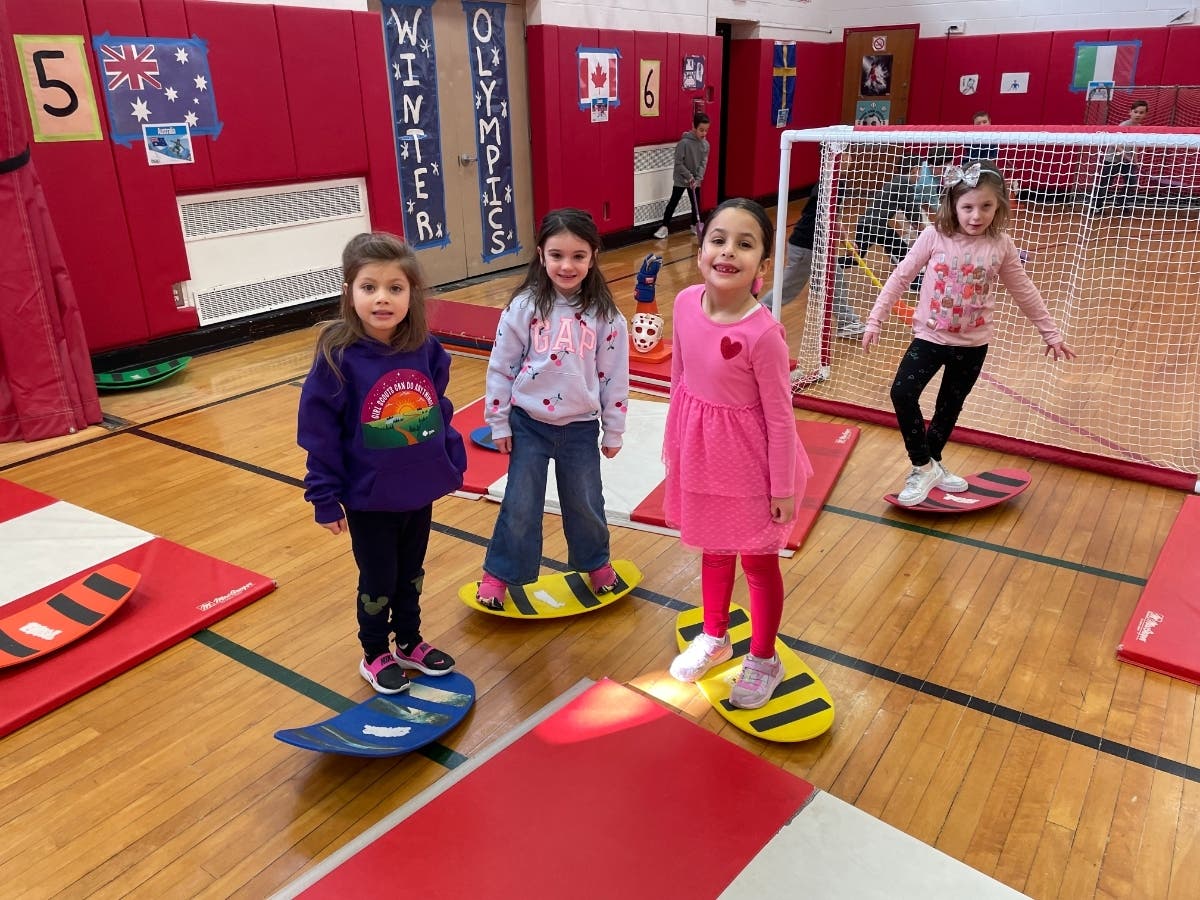 East Islip Students Turn PE Class Into The Winter Olympics | East Islip ...