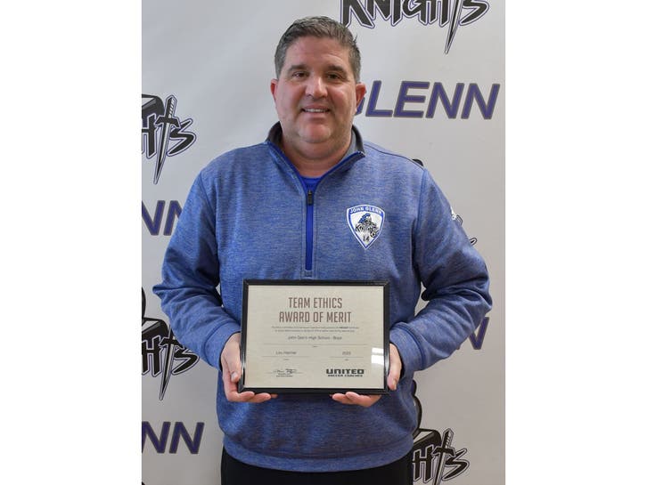 Suffolk County Team Of The Week: Whitman Heads To AAA Semis, Babylon ...