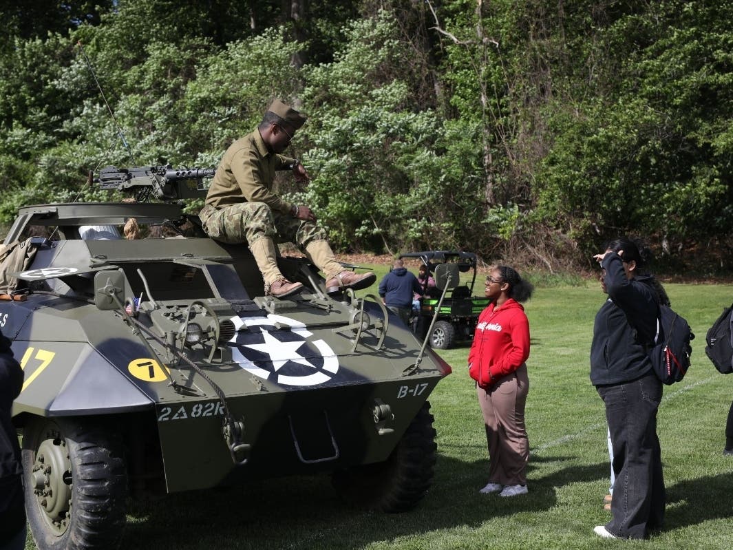 VIDEO: South Huntington Students Mark America's 250th With Military ...