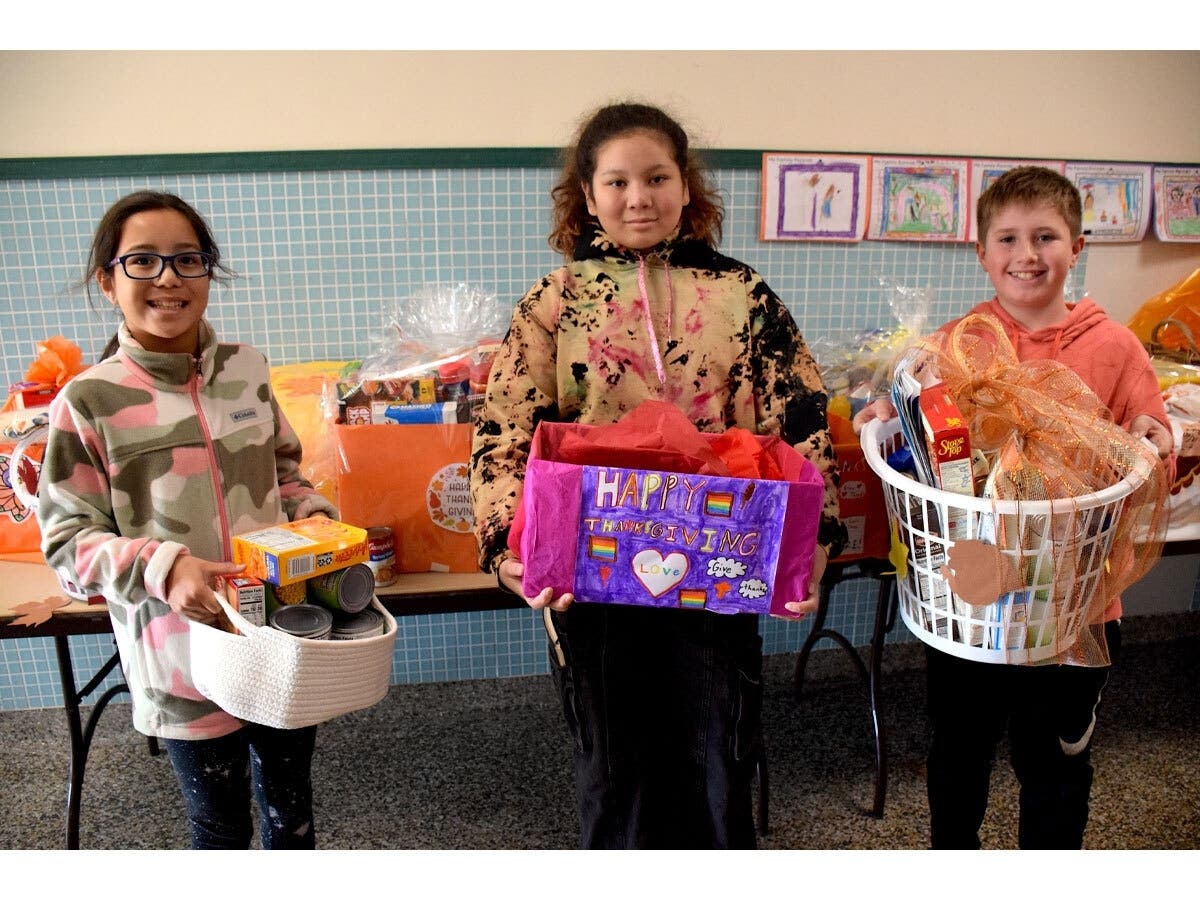 Birch School Students Pack Food Drive Donations | Merrick, NY Patch
