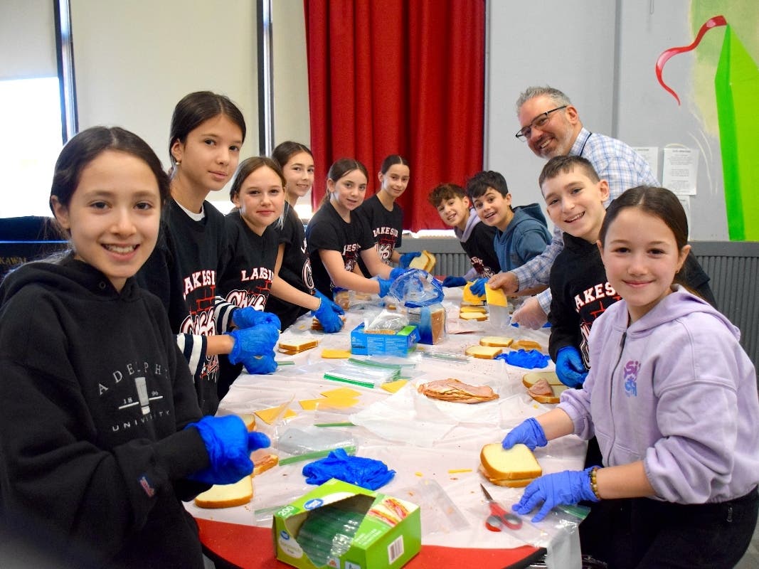 Merrick Students Donate 1,800 Sandwiches | Merrick, NY Patch