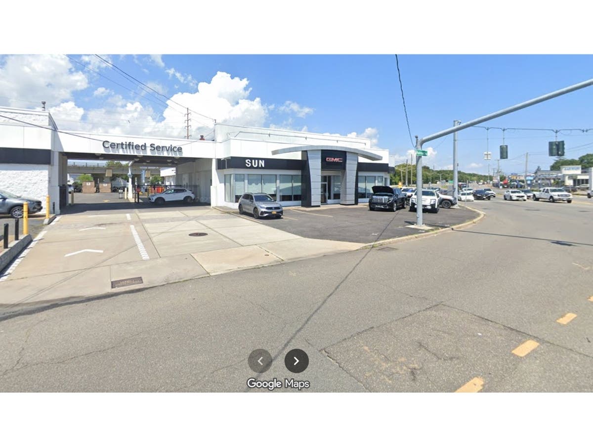 Wantagh GMC Dealer Sues GM With Allegations Of Discriminatory Business ...