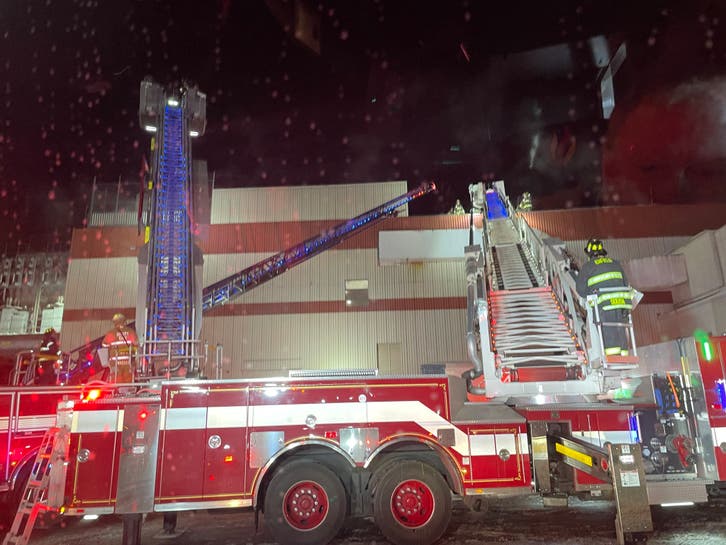 Late-Night Fire Breaks Out At Major Windsor Locks Manufacturing Plant ...