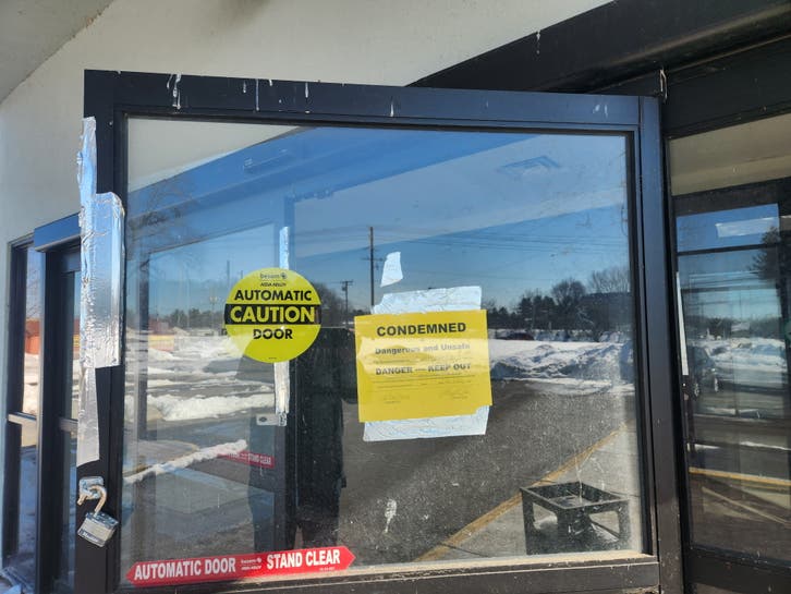 Bradley Inn In Windsor Locks Condemned, Residents Forced To Relocate ...