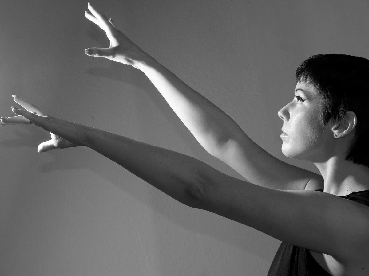 Tickets on Sale for Premiere of Irish Production "Fáinne Óir" | New ...