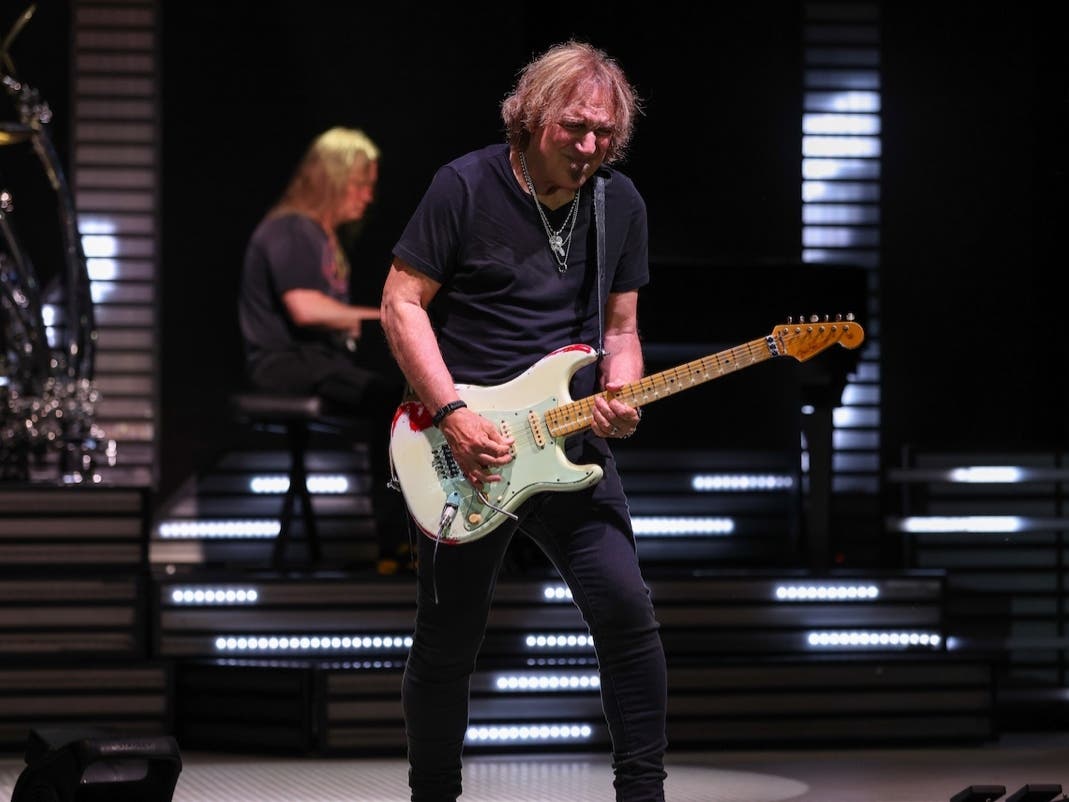 PHOTOS: REO Speedwagon at Devon Lakeshore Amphitheater | Decatur, IL Patch